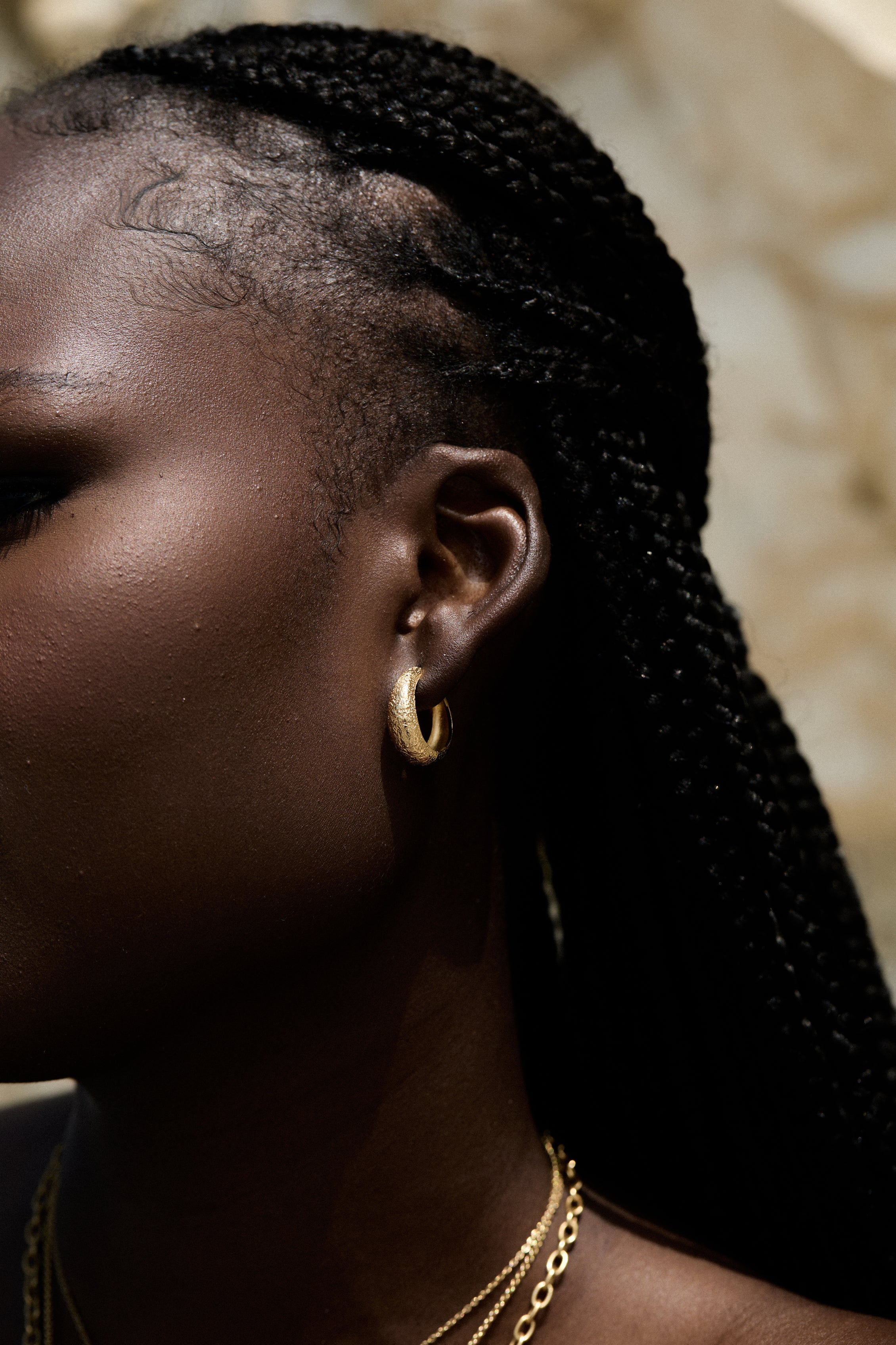 Sand Medium Chunky Hoops – By Glaze