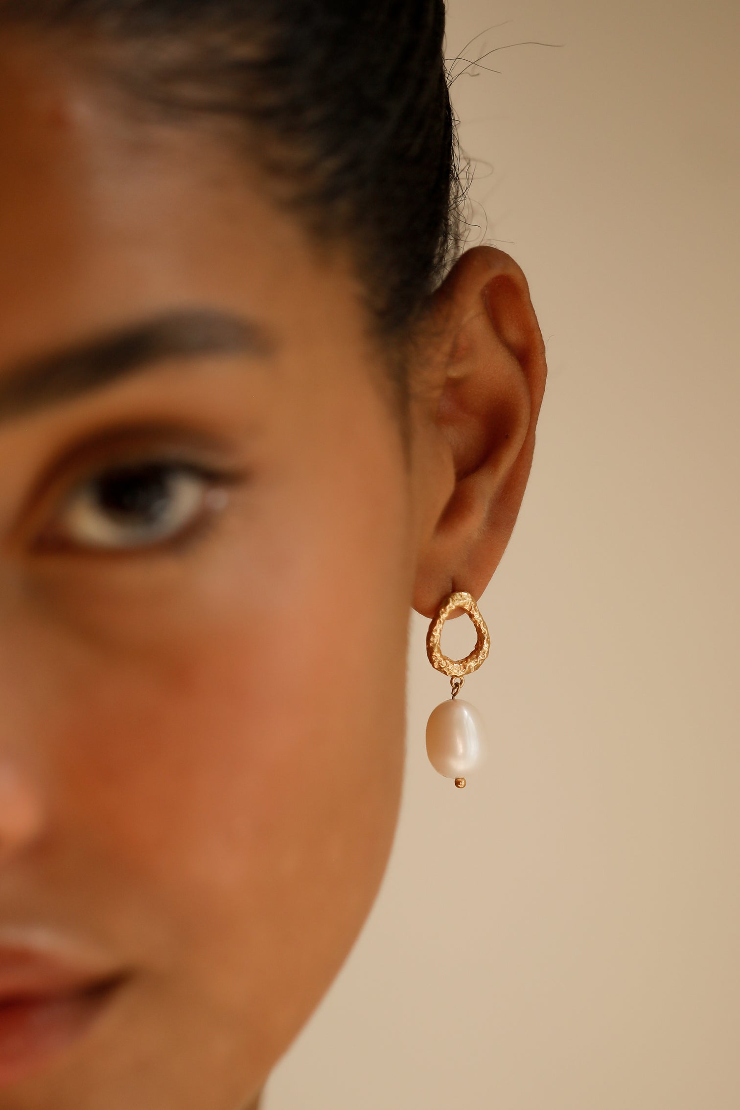 Pearl Drop Oval Earrings – By Glaze