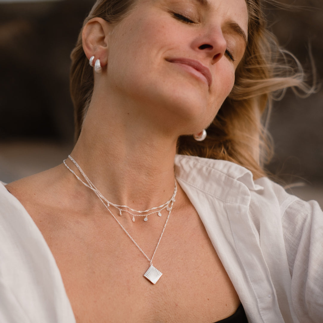 Sophie Hellyer Edit – By Glaze